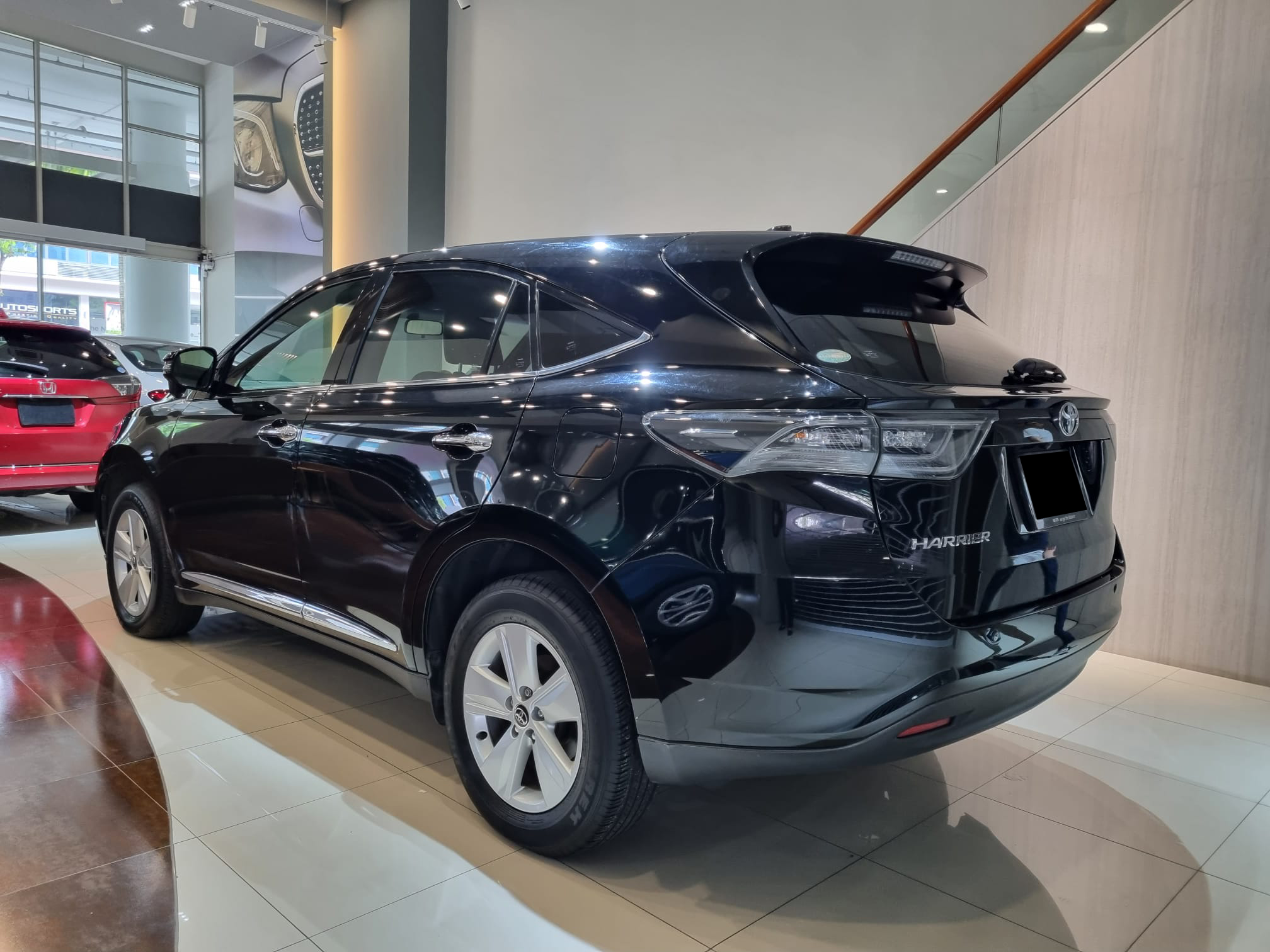 Used Toyota Harrier 2.0A Elegance Panoramic - Silver For Sale